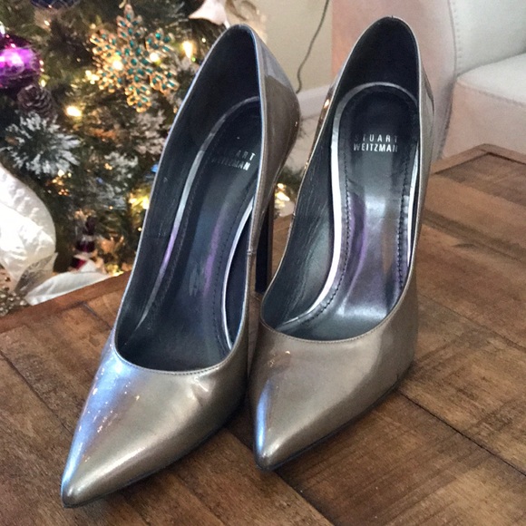 Stuart Weitzman | Shoes | Stuart Weitzman Pewter Patent Leather Pumps ...
